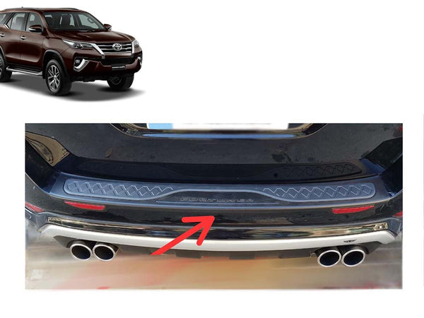 Toyota Fortuner Model 2016-2021 Rear Bumper Protector With Reflector ...